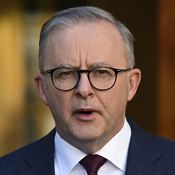 2.200 gasten op de kroning van koning Charles III: wie komt en wie ...